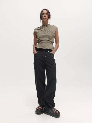 Shop Harris Tapper Clothing | Muse Boutique